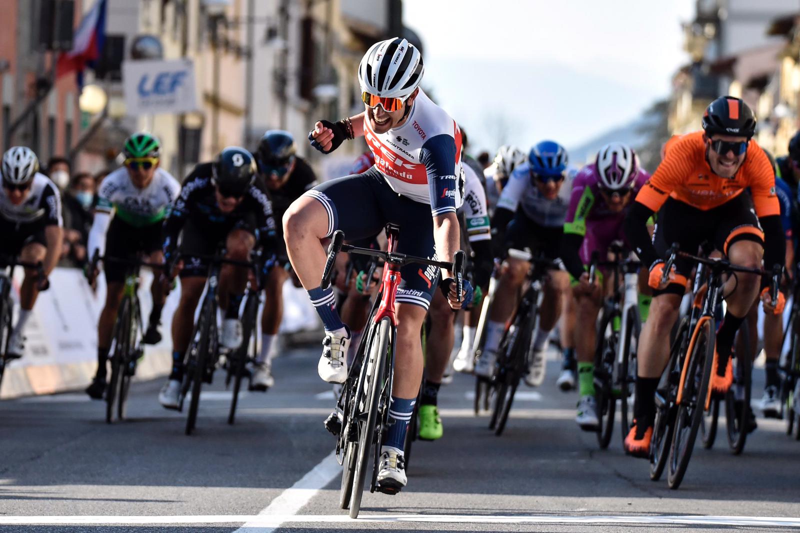 Matteo Moschetti completes the hat-Trek | Trek Race Shop