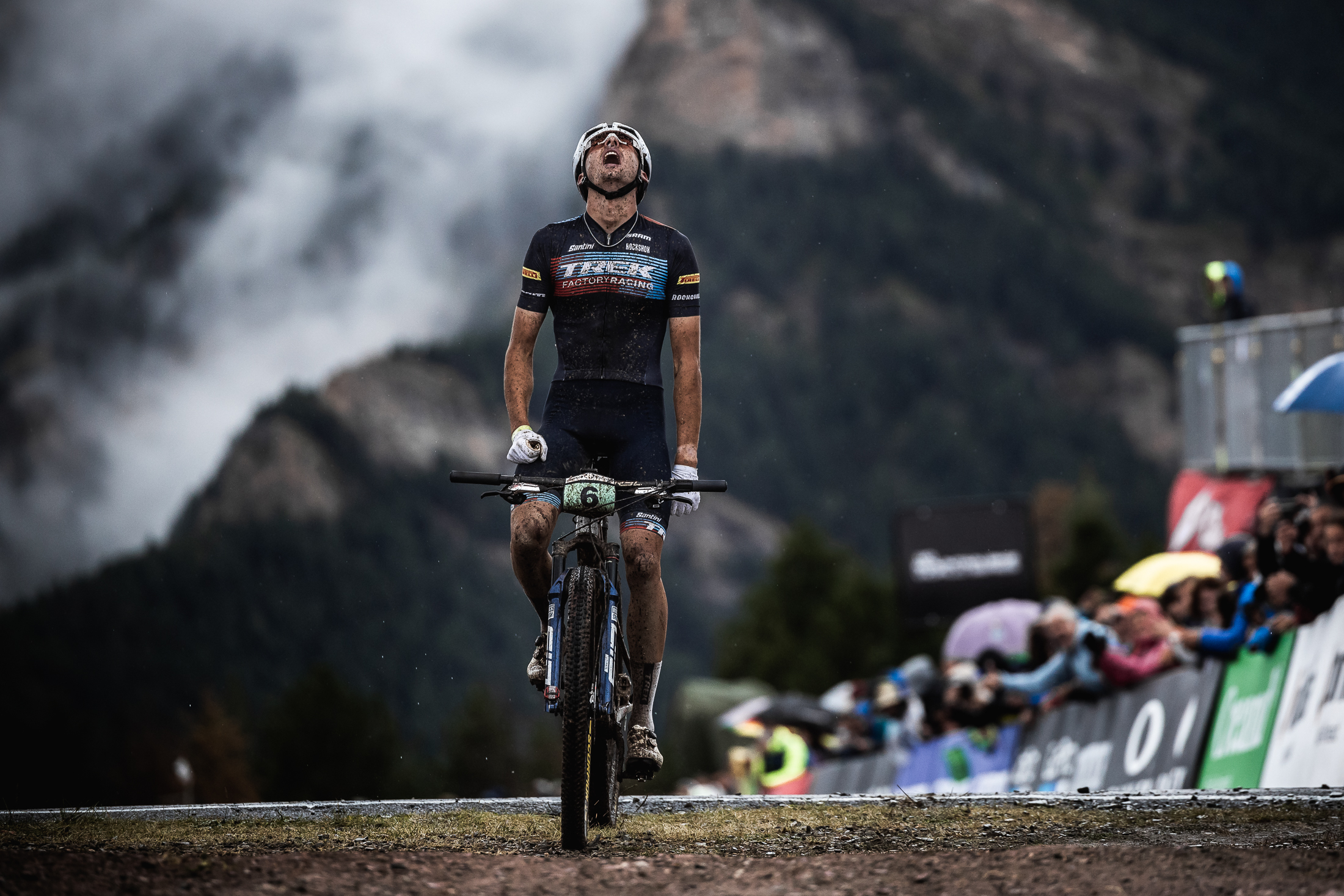 How Riley Amos battled back to win his 2nd World Cup | Trek Race Shop
