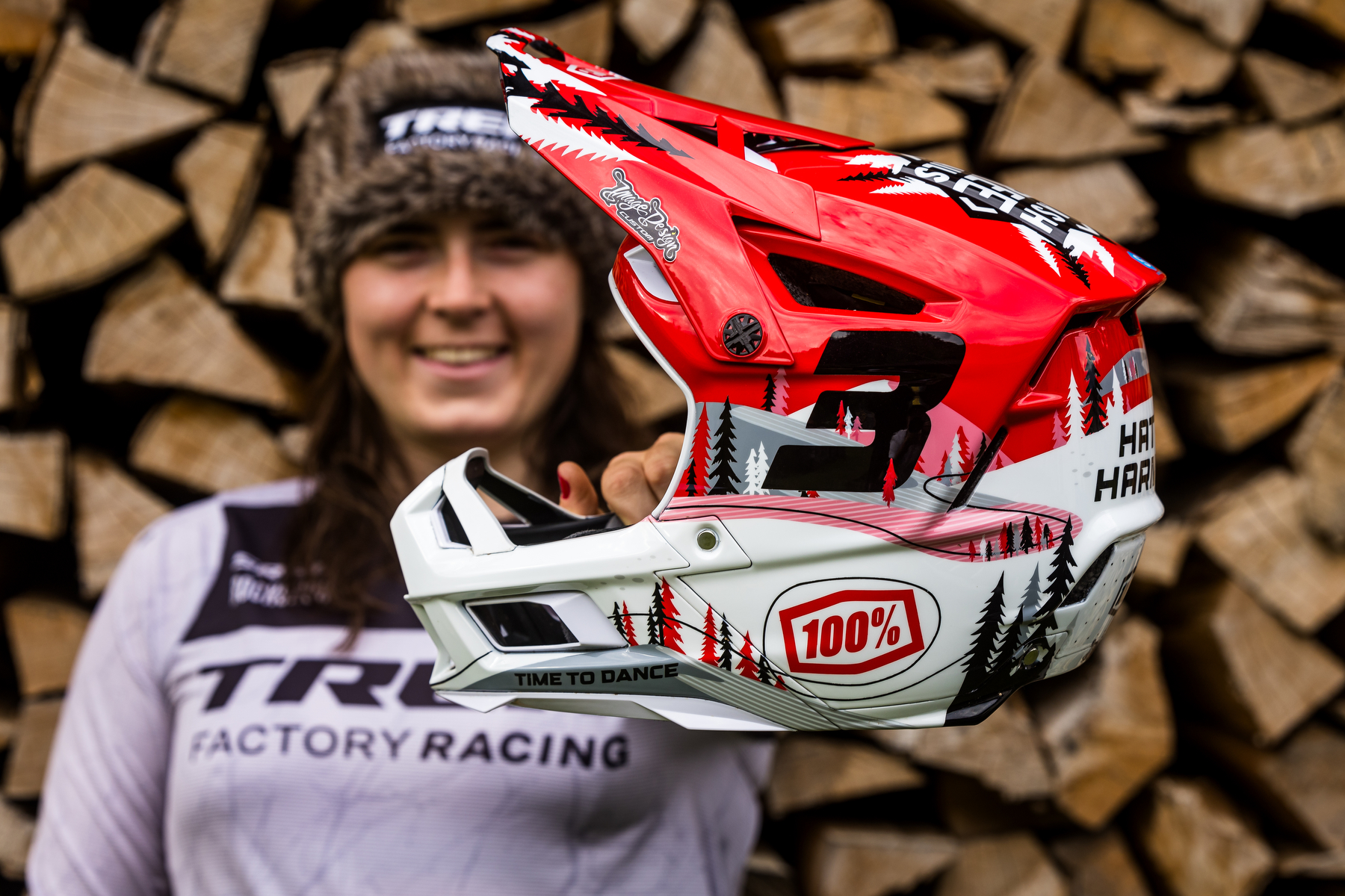 Hattie Harnden's helmet is a work of art for a great cause | Trek Race Shop