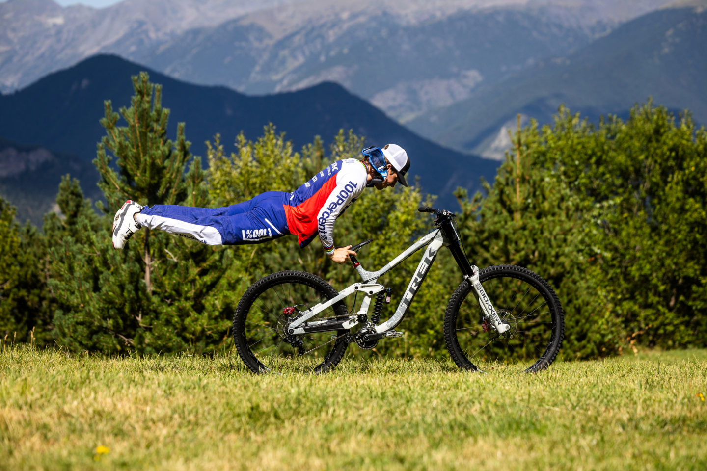 BIKE CHECK: Trek Factory Racing DH set to stun at MTB World ...