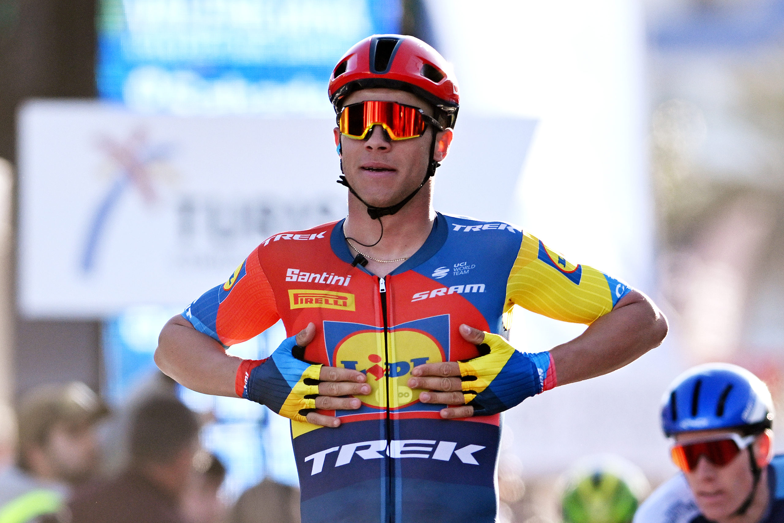 Jonathan Milan wins final stage at Volta a la Comunitat Valenciana ...
